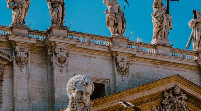 ARE THERE ANY LIVING APOSTLES TODAY? — BOB PRICHARD | THE BIBLE MESSENGER